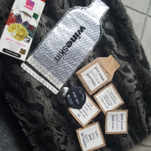 Dining | Wine Fun Wine Gift Set Lots Of Fun Stuff New | Poshmark